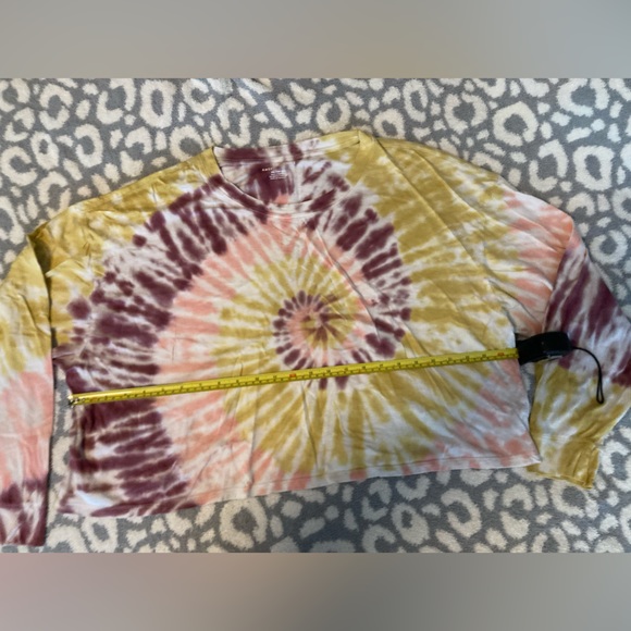 American Eagle Outfitters | Tops | American Eagle Tie Dye Crop Top Xxl | Poshmark